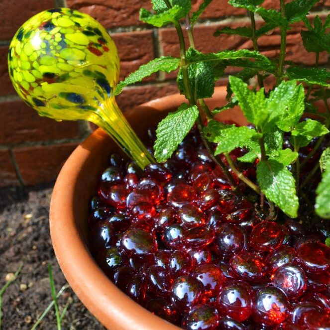 Traditional Glass Pebbles - Ruby Red - House of Marbles